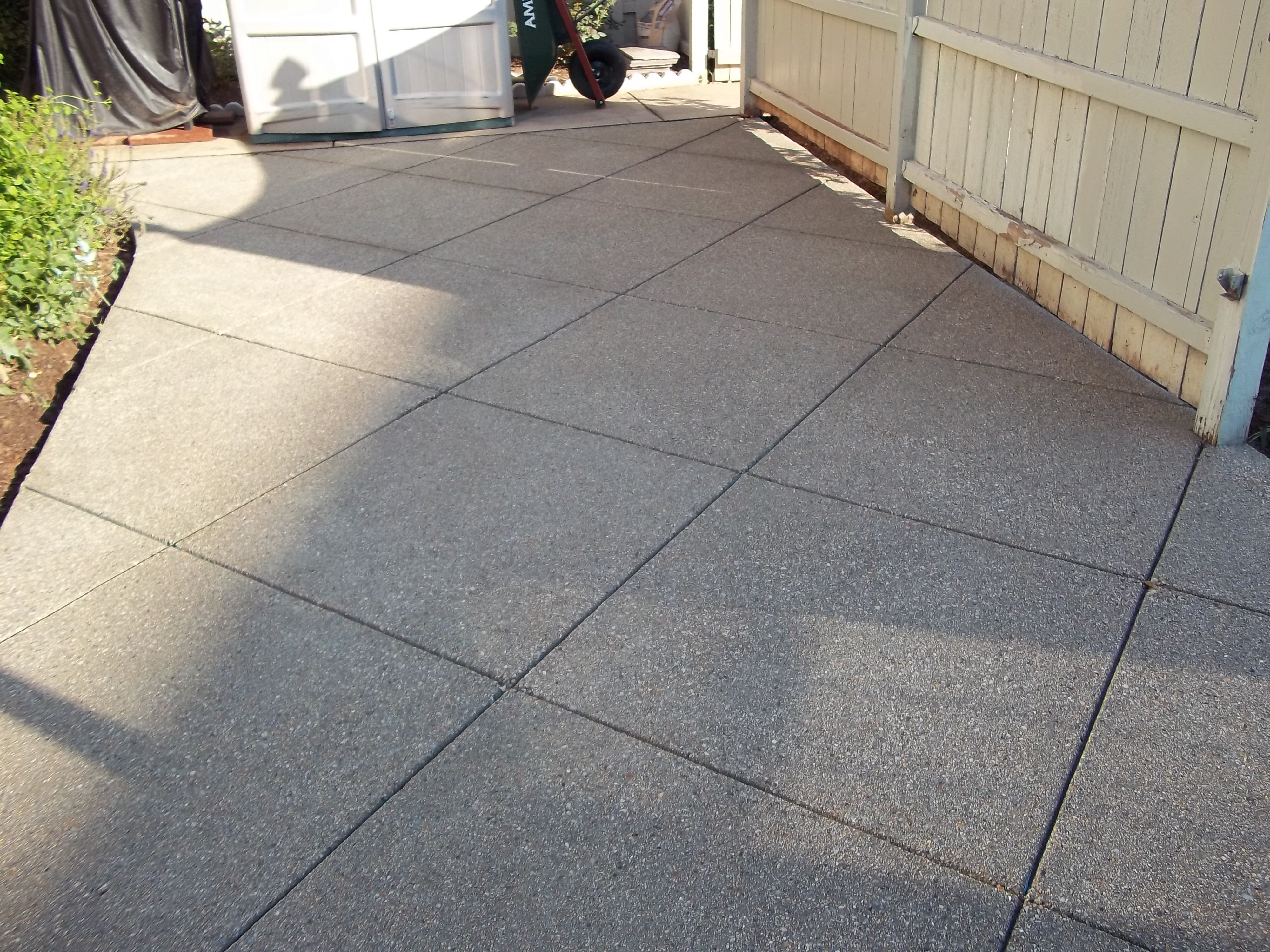Exposed Aggregate « Western Maryland Concrete, Inc.